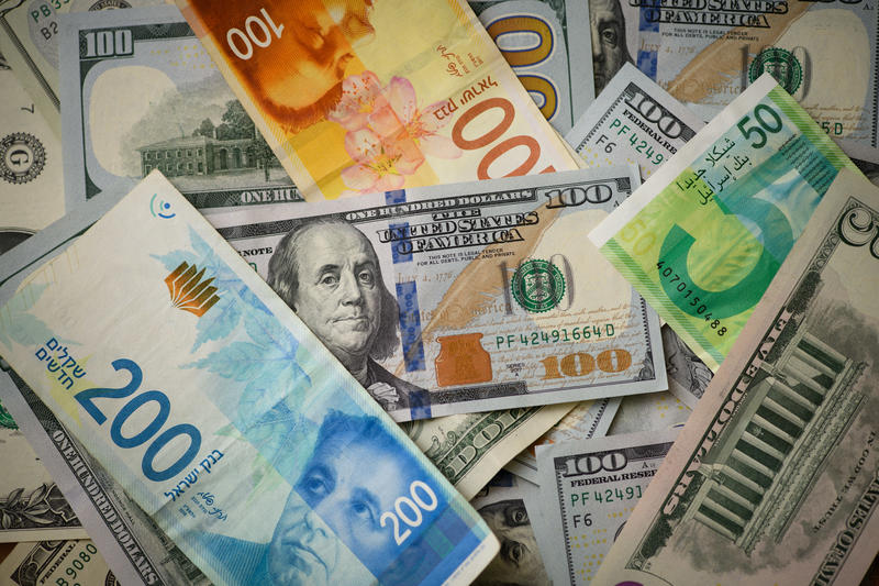 Sur fond de menaces de chute du gouvernement : le shekel se renforce nettement face au dollar